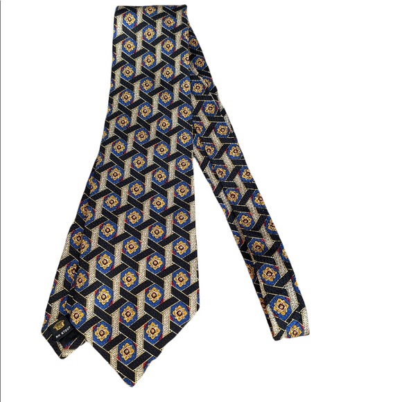 Countess Mara | Accessories | Countess Mara Imported All Silk Hand ...